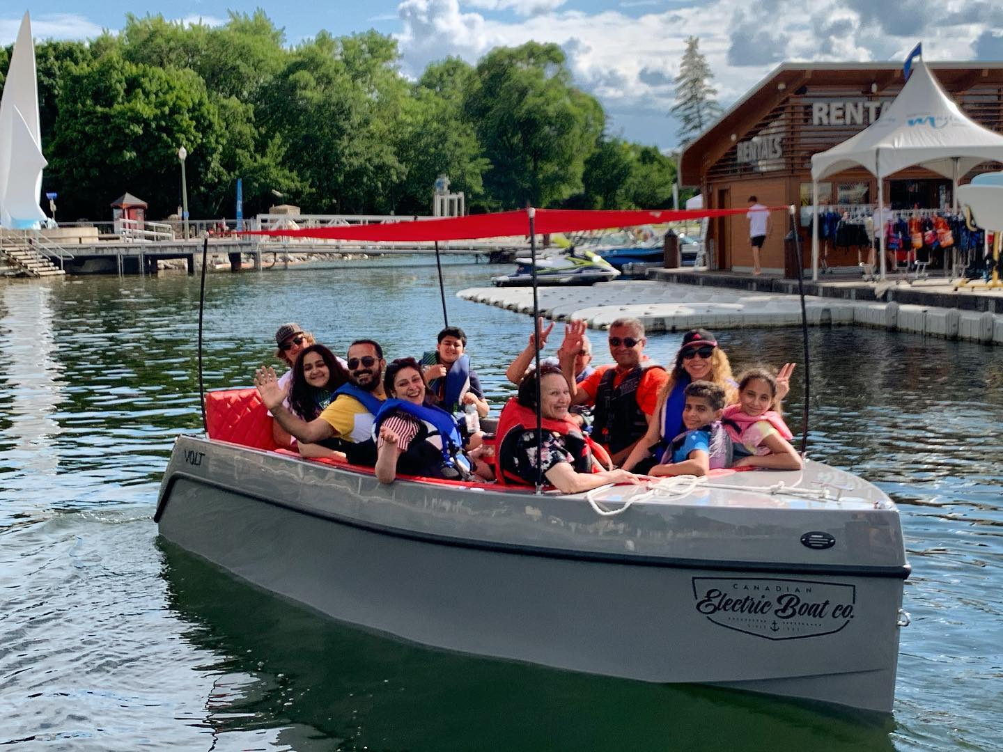 Kelowna Boat Tours | Okanagan Lake Adventures How Nature Intended
